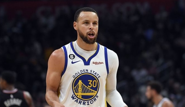 Jak dobrze znasz Stephena Curry’ego | sameQuizy